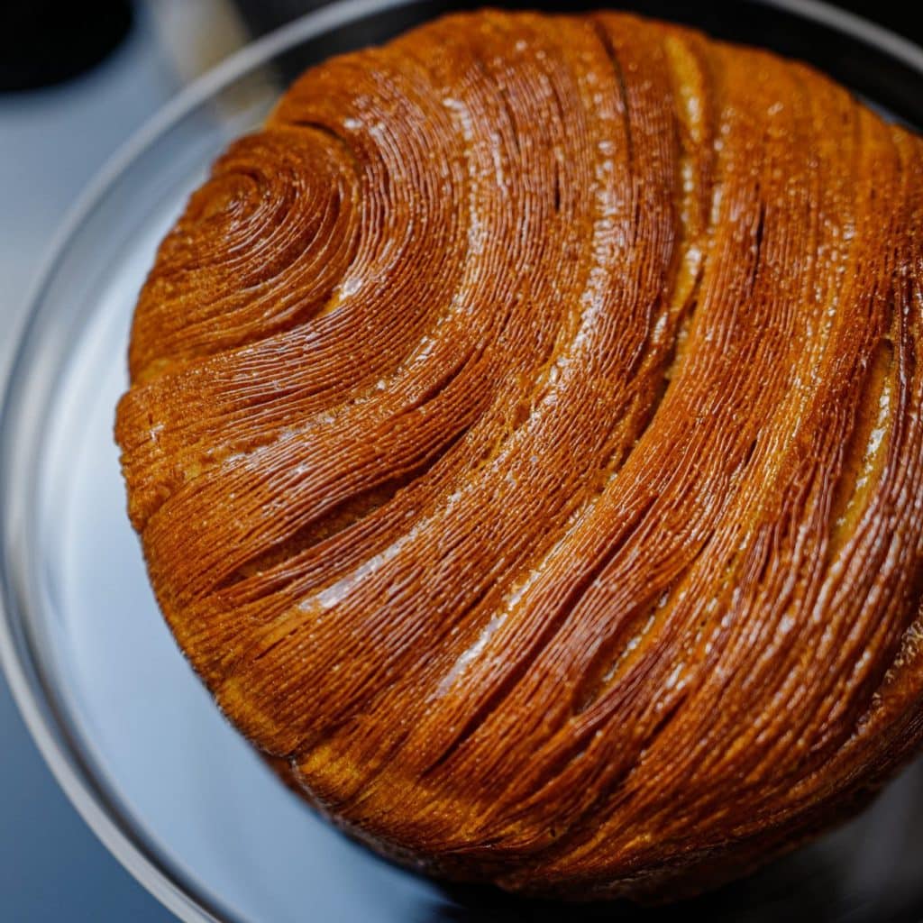 The most beautiful King's cake to share for the Epiphany | Luxus Magazine