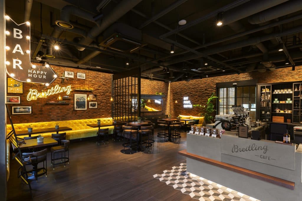 Direction Seoul in the largest Breitling boutique in the world | Luxus ...