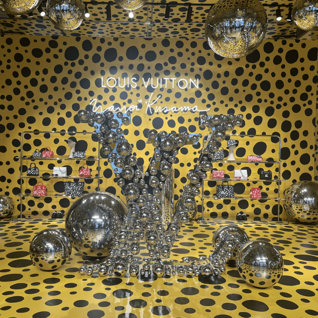 Louis Vuitton x Yayoi Kusama: a new arty collab full of pep | Luxus ...