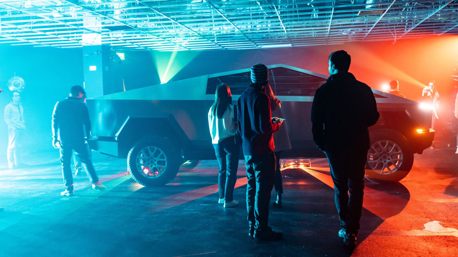 Tesla's Cybertruck creates sparks | Luxus Magazine